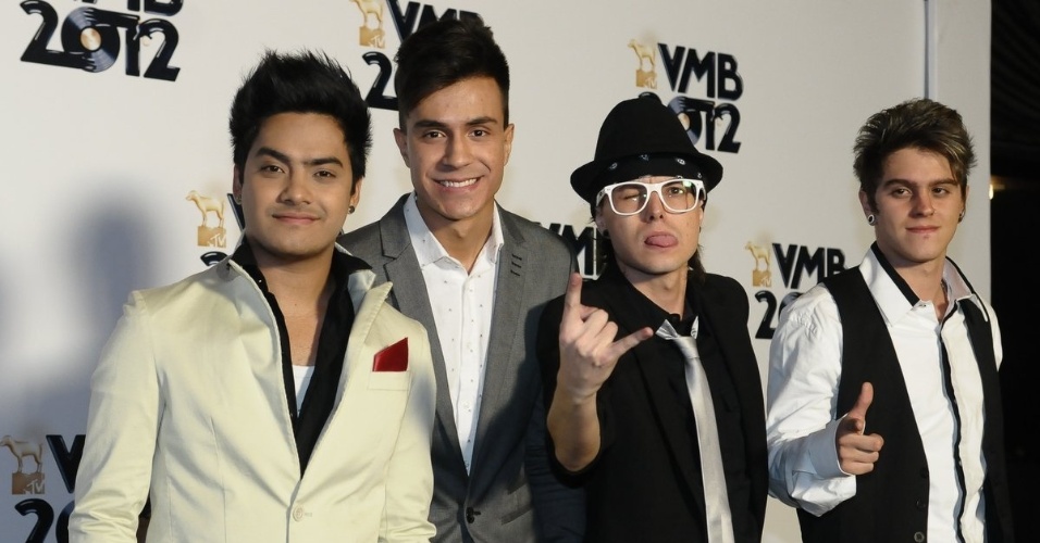 Restart - Famosos - UOL Entretenimento