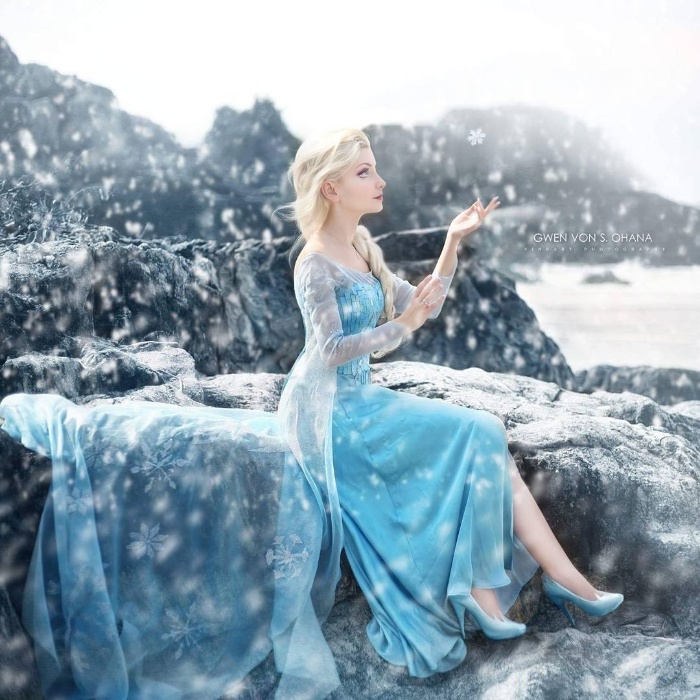 Brasileira é a mais perfeita Elsa do desenho Frozen da Disney que ...