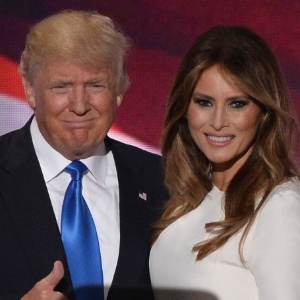 Trump apresenta sua esposa como "próxima primeira-dama dos EUA ...