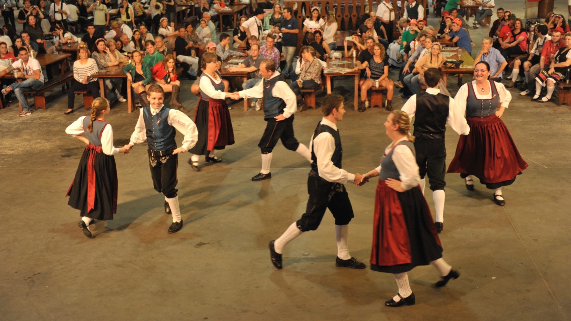 Oktoberfest dribla tradição alemã e oferece pratos vegetarianos ...